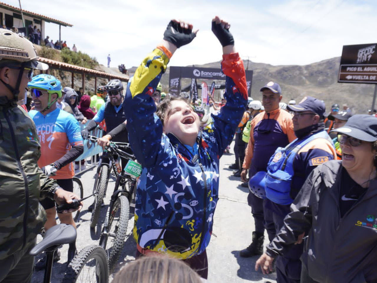 Diario Frontera - Gobernador Jehyson Guzmán acompañó Vuelta Ciclística ...